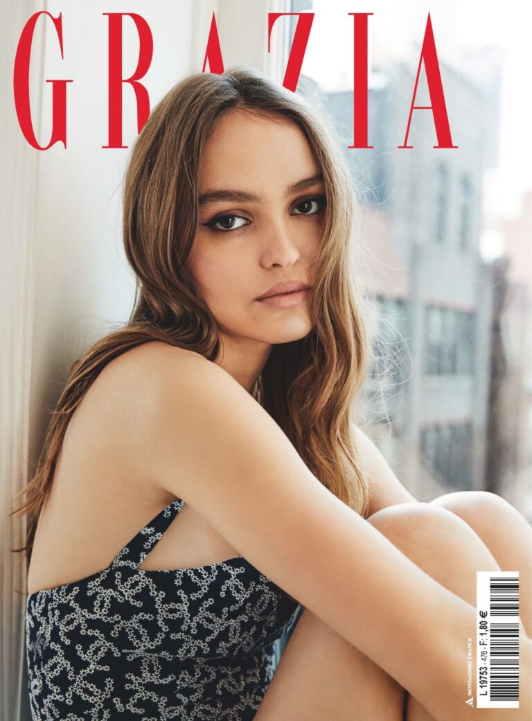 Lily Rose Depp Cute And Sexy Pics Fappeningtime